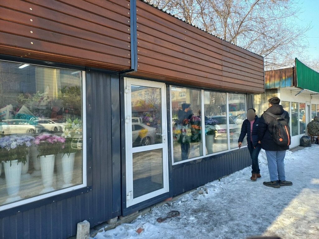 Çiçekçiler Цветы у дяди Вани, Semey, foto