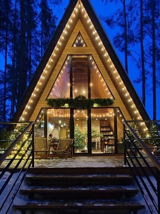 Resort oteller, tesisler A-frame Gorki, Sverdlovskaya oblastı, foto