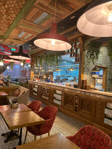 Gruzinskiye kanikuly (Krylataya Street No:2, zhiloy massiv Pashkovskiy, Krasnodar), restoran  Krasnodar'dan