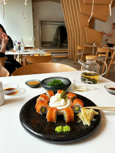 Under The Sea (Vosstaniya Street No:23), suşi restoranı  Saint‑Petersburg'dan