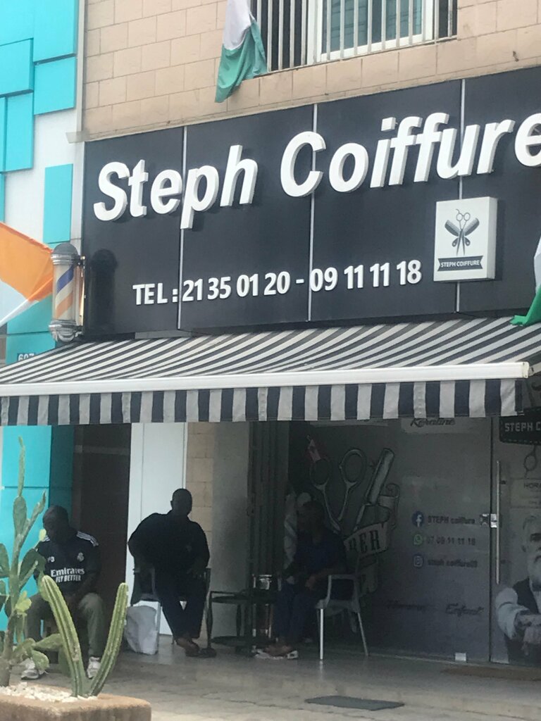 Berberler Steph Coiffure Marcory, Abican, foto