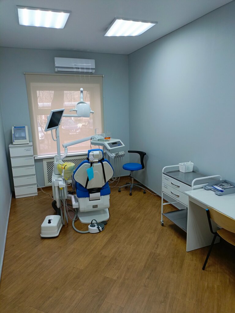 Özel ağız ve diş sağlığı klinikleri ve muayenehaneleri Клиника доктора Саркисова, Astrahan, foto