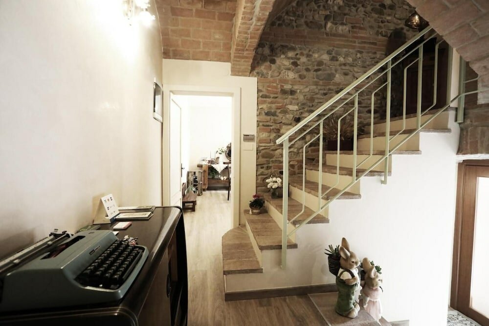 Otel Tra i Campi Di Papaveri, Emilia‑Romagna, foto