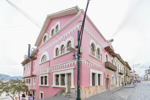 Selina Cuenca (Azuay, Cuenca, Luis de la Cerda), otel  Cuenca'dan
