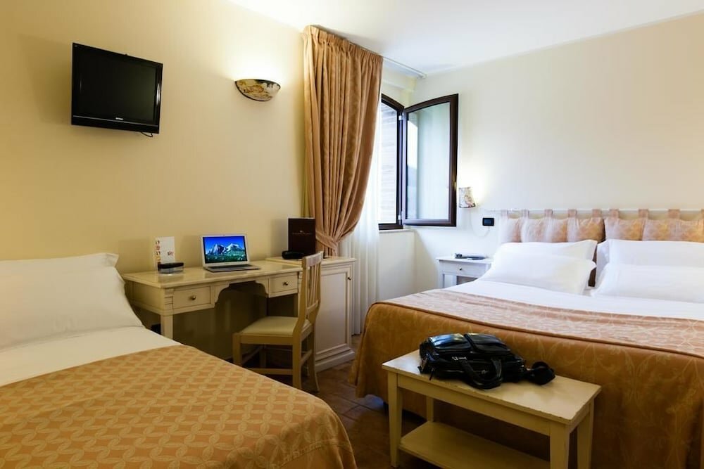 Otel Locanda Del Parco Hotel, Abruzzo, foto