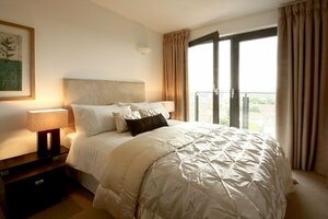 Berkshire Rooms-Slough (England, Royal County of Berkshire, Royal Borough of Windsor and Maidenhead, Civil Parish of Bray, High Street), otel