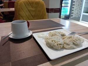 Shakh (Qaldyqaraev kóshesi No:23, Beyneu Village), kafe  Mangıstav eyaletinden
