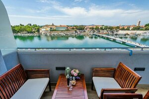 Sea View Apartment Zara Luminosa (Zadar), otel  Zadar'dan