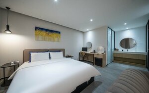 Masan Yangdeok Brown Dot (South Gyeongsang Province, Changwon, Masanhoewon District), otel  Changwon'dan