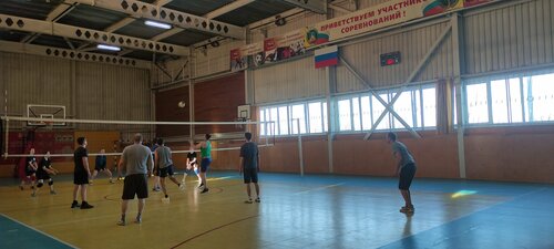 Çok amaçlı spor tesisleri Mbu Briz, Çeliabinskaya oblastı, foto