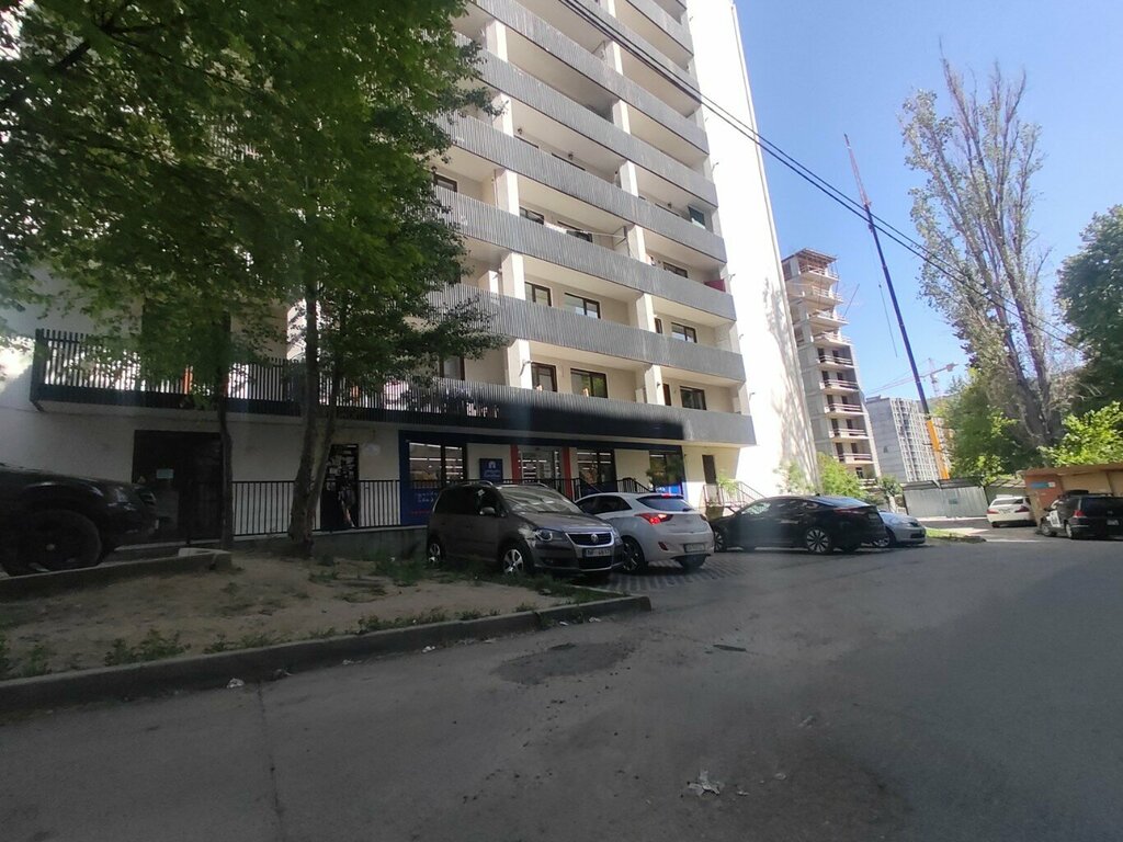 Süpermarket Carrefour, Tiflis, foto