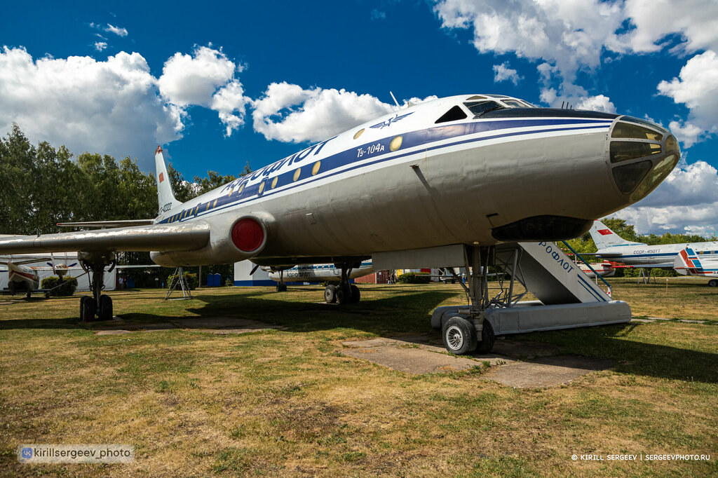 Teknoloji anıtı Tupolev Tu-104A, Ulyanovsk, foto