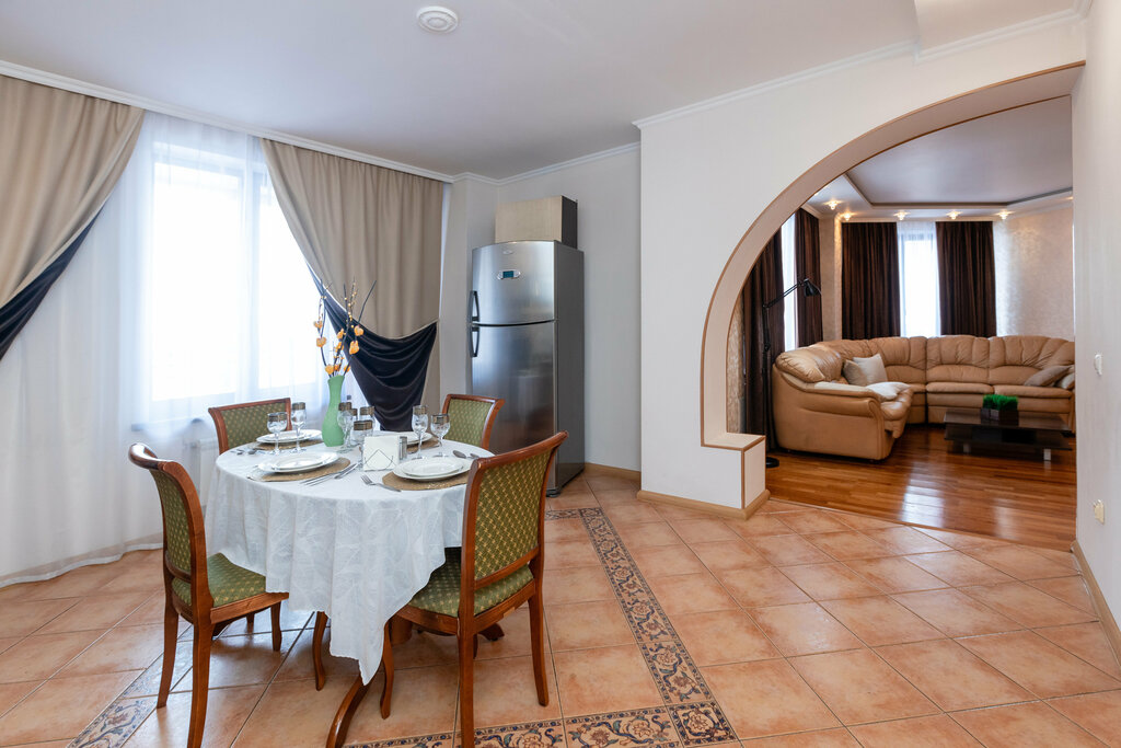 Kısa süreli konaklama Five Stars, Krasnoyarsk, foto