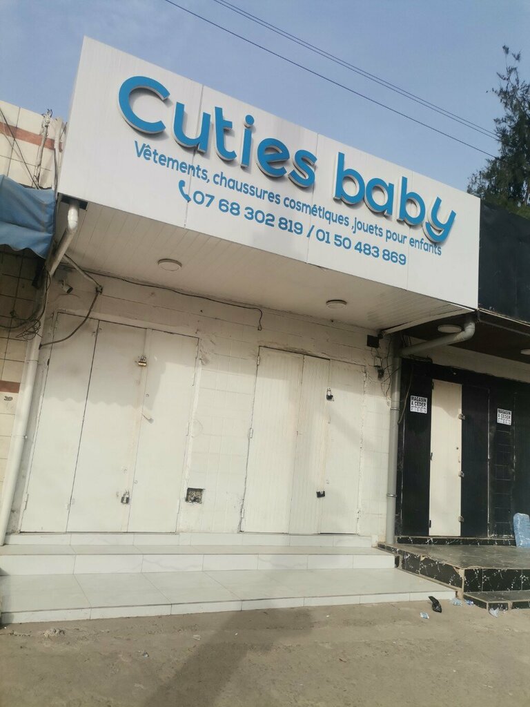 Giyim mağazası Cuties Baby, Abican, foto