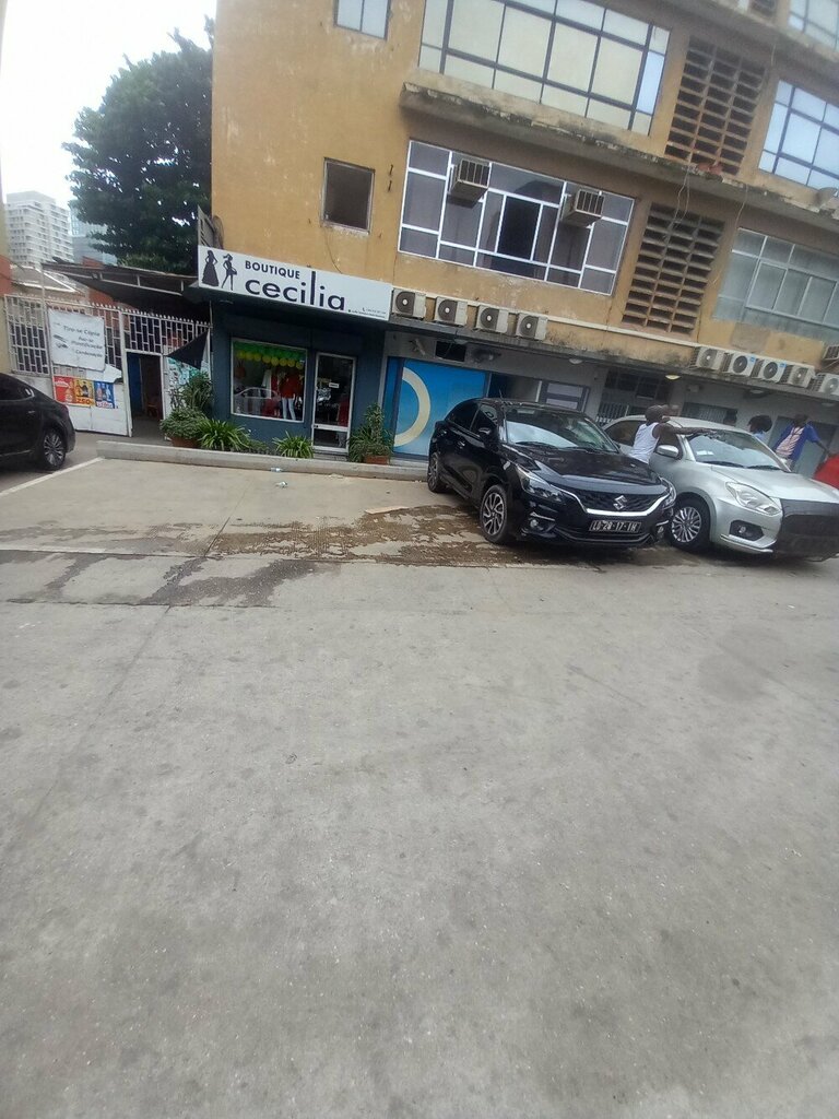 Giyim mağazası Cecilia, Loanda, foto