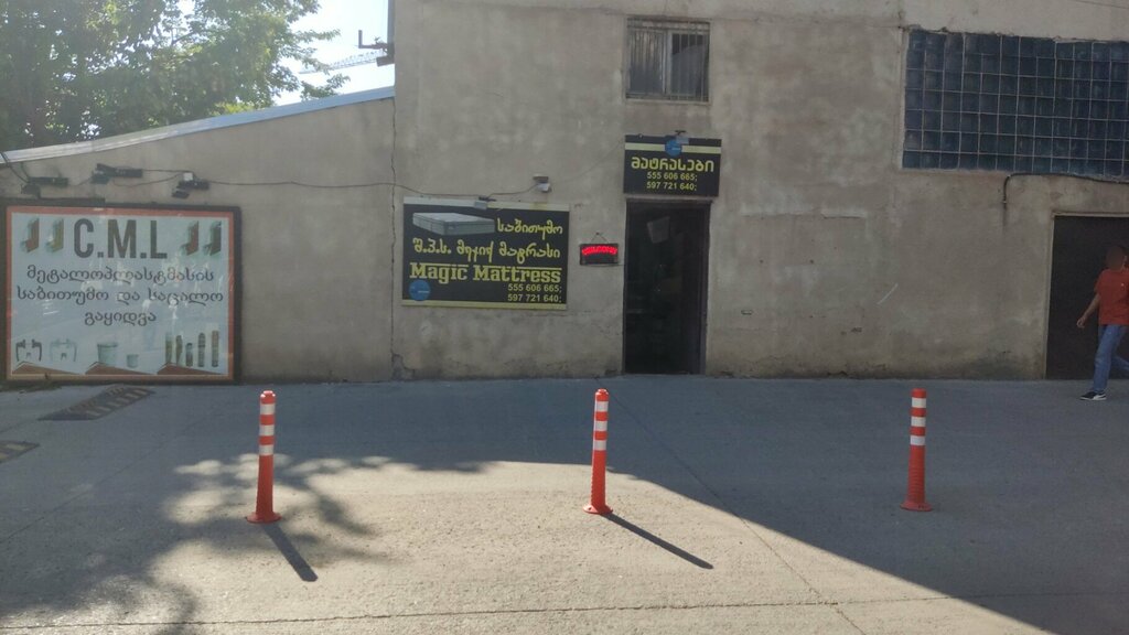 Yatak üreticileri Magic mattress, Tiflis, foto