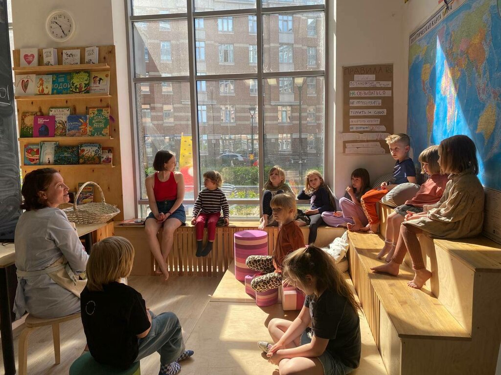 Çocuk gelişim merkezleri Reggio Space detsky tsentr, Saint‑Petersburg, foto