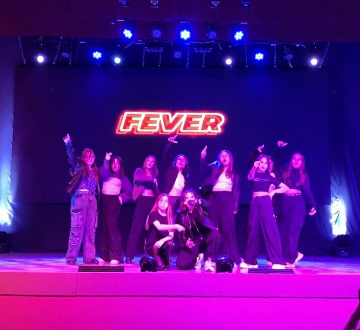 Dans okulları Fever k-pop, Başkurdistan, foto