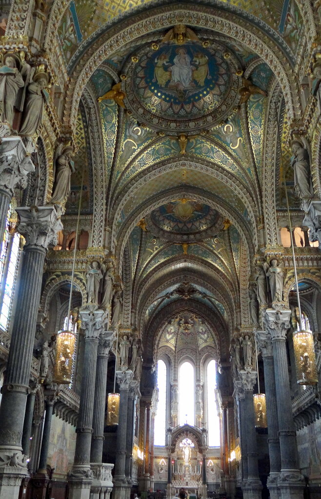 Katolik kiliseleri Notre-Dame de Fourvière Bazilikası, Lyon, foto