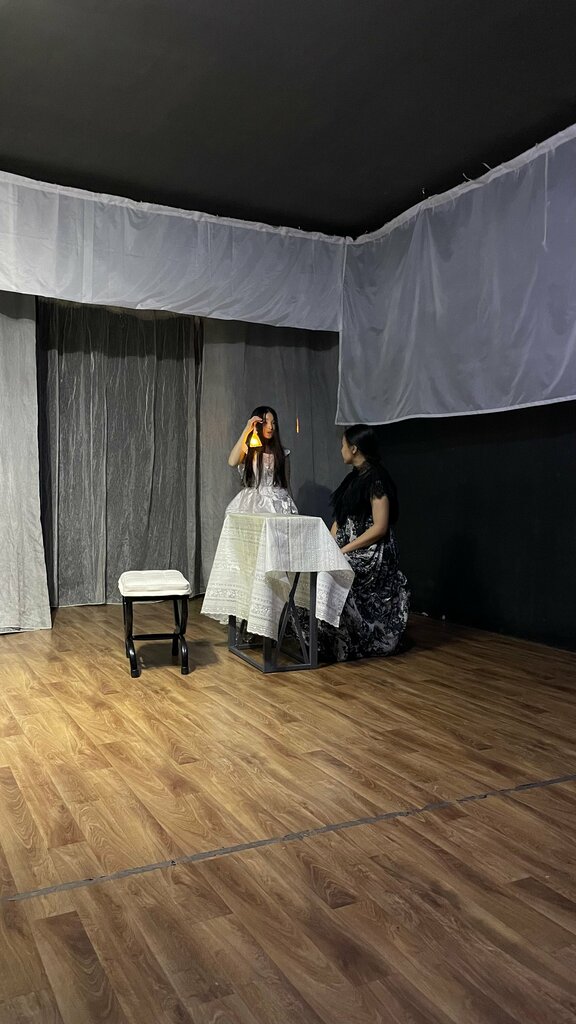 Tiyatrolar Scene, Almatı, foto