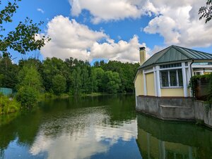 Bachurino Estate of the 17th-20th centuries (Moscow, Novomoskovskiy Administrative Okrug, Kommunarka District, derevnya Bachurino), turistik yerler  Moskova'dan