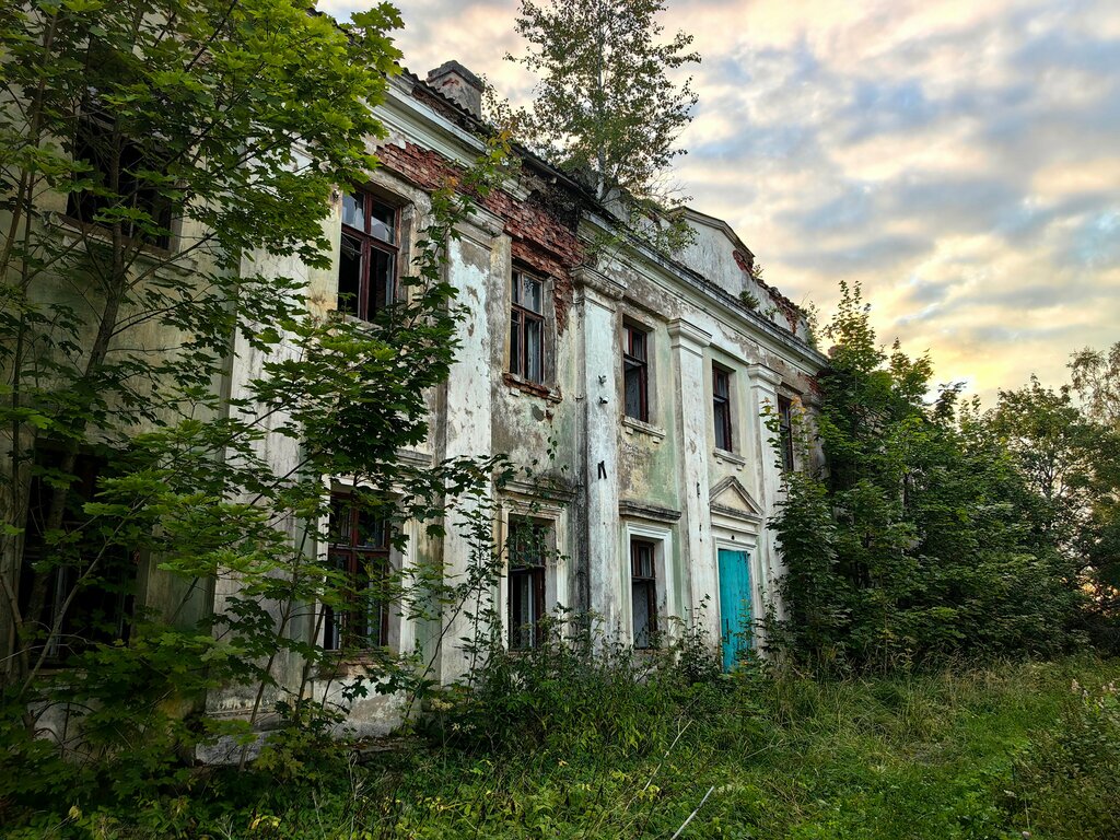 Ortaokul Usmynskaya shkola Osnovnaya Obshcheobrazovatelnaya, Pskovskaya oblastı, foto