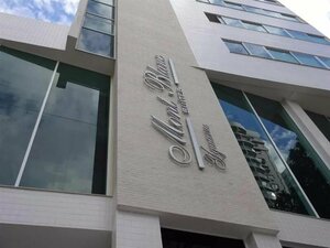 Mont Blanc Suites (Travessa Carlos Cardoso Tavora, 201), otel  Nova Iguaçu'dan