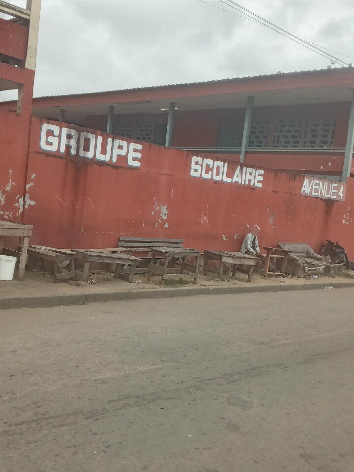 Ortaokul Avenue 4 School Group, Abican, foto