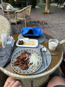 Kukaldosh Garden (Bukhara, Koʻkaldosh mahalla fuqarolar yigʻini), restoran  Buhara'dan