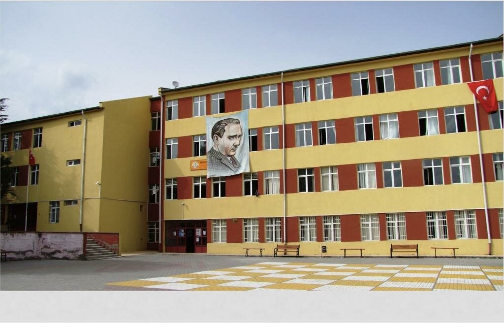 Fen lisesi, sosyal bilimler lisesi Aşıkpaşa Mesleki Ve Teknik Anadolu Lisesi, Kırşehir, foto
