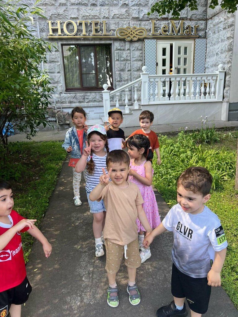 Anaokulları Счастливые пчелки, Moskova, foto