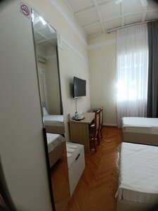 Mimfri guest house, Hotel (Bogtepa passage 4 No:15), otel  Taşkent'ten