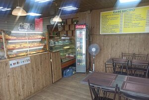 Бистро (No:50А, derevnya Pizhma), kafe  Saint‑Petersburg ve Leningradskaya oblastından