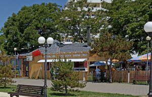 Малая Бухта (Krasnodar Territory, Anapa, Verkhnyaya Naberezhnaya ulitsa), kafe  Anapa'dan