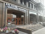 Ray Doors (Máńgilik El dańǵyly No:40), kapılar  Astana'dan