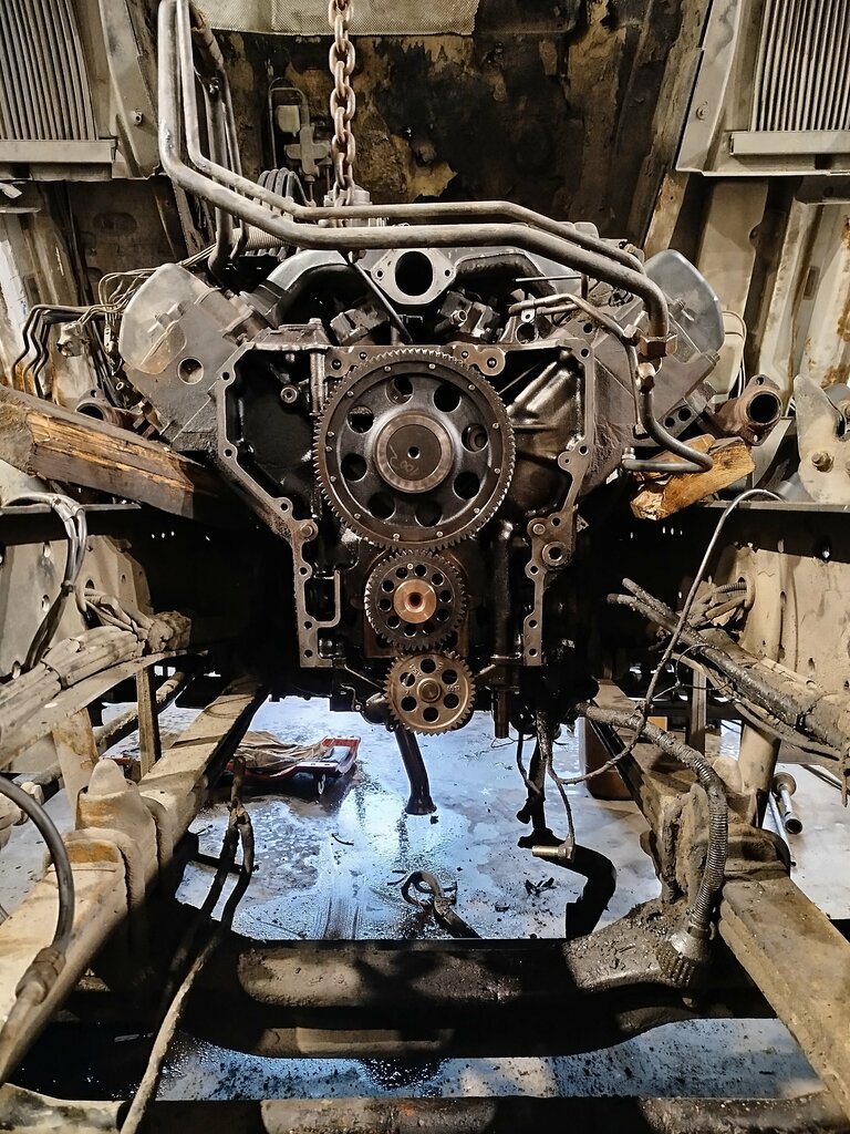 Otomobil servisi Автосервис, Tiumen, foto