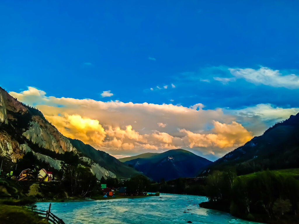 Tatil köyleri Привал путника, Altay Cumhuriyeti, foto