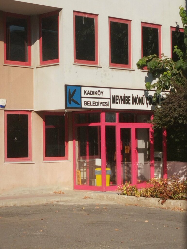 Konut servisleri kuruluşları Kadıköy Belediyesi Mevhibe İnönü Çocuk Yuvası, İstanbul, foto