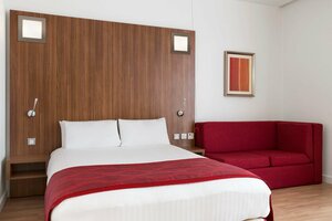 Howard Johnson (Atlantico, Municipio de Barranquilla, Carrera 48, 70-212), otel  Barranquilla'dan
