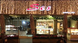 Ses Cafe & Patisserie (İzmir, Seferihisar, Atatürk Cad., 32), kafe  Seferihisar'dan