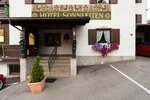 Deva Hotel Sonnleiten (Bavaria, Traunstein, Holunderweg, 1), otel  Bavyera'dan