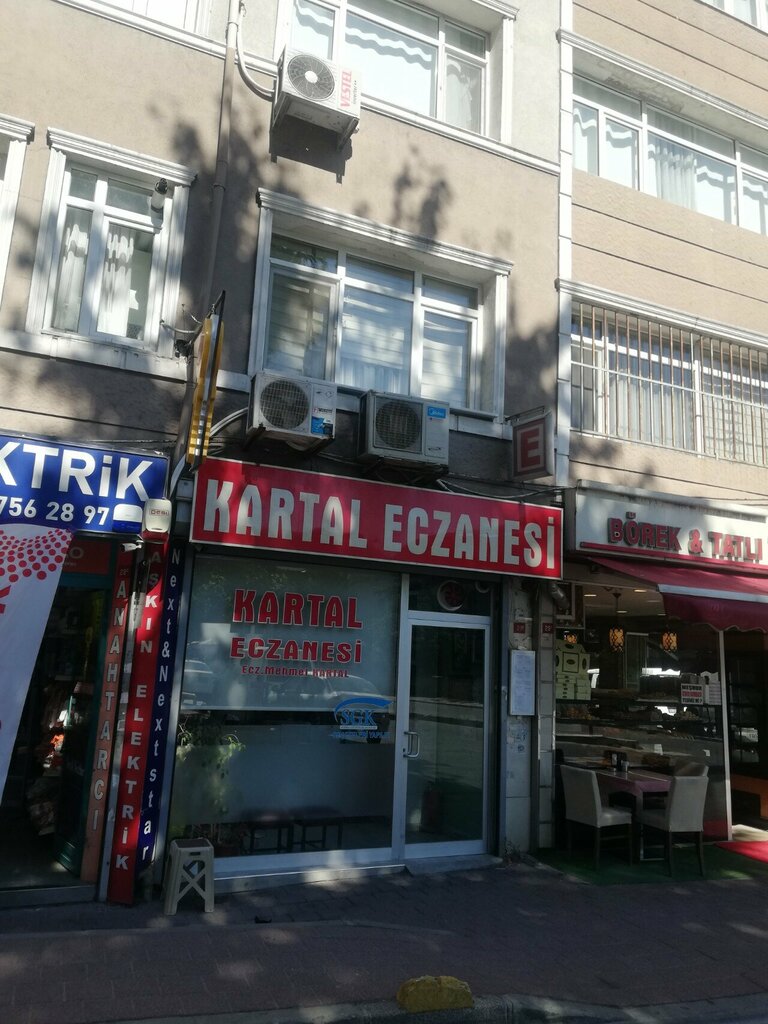 Eczaneler Kartal Eczanesi, İstanbul, foto