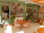 Iceberg Food & Coffee Dessert (Antalya, Muratpaşa, Zerdalilik Mah., Balıkçıoğlu Cad., 29A), restoran  Antalya'dan