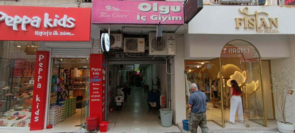 Giyim mağazası Olgu İç Giyim, İzmir, foto