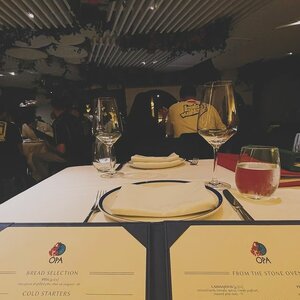 Opa Dubai (Fairmont Dubai, Trade Center First, Jumeirah, Dubai), restoran  Dubai'den