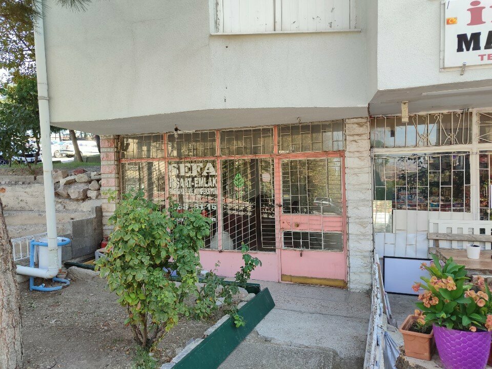 Emlak ofisi Sefa Emlak, Ankara, foto