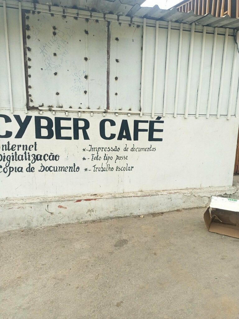 i̇nternet kafeler Cyber Café Shanelandro, Loanda, foto