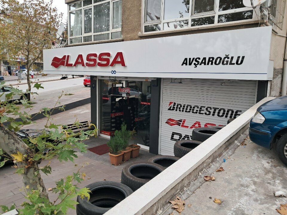 Jant ve lastikçiler Lassa, Ankara, foto