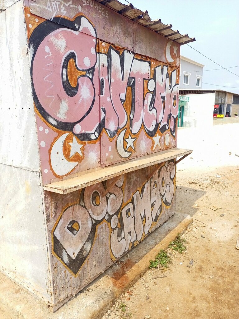 Alkollü içecekler Cantinho dos laços, Loanda, foto