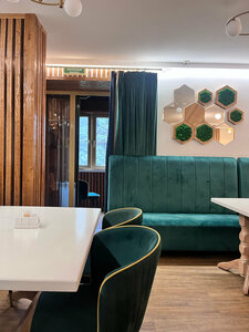 El Garden (Posyolok Truda Street No:4А), restoran  Kolçugino'dan